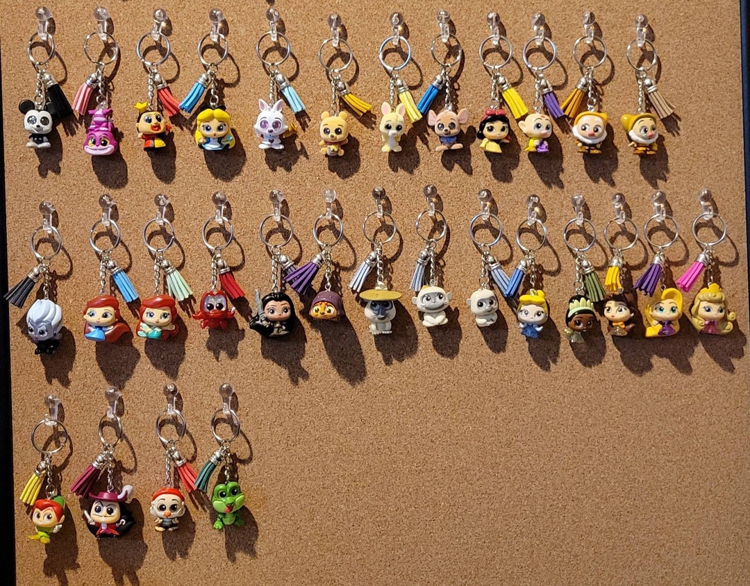 Series 6 Disney Doorable Keychain - Etsy