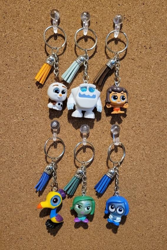 Series 7 Disney Doorable Keychain - Etsy