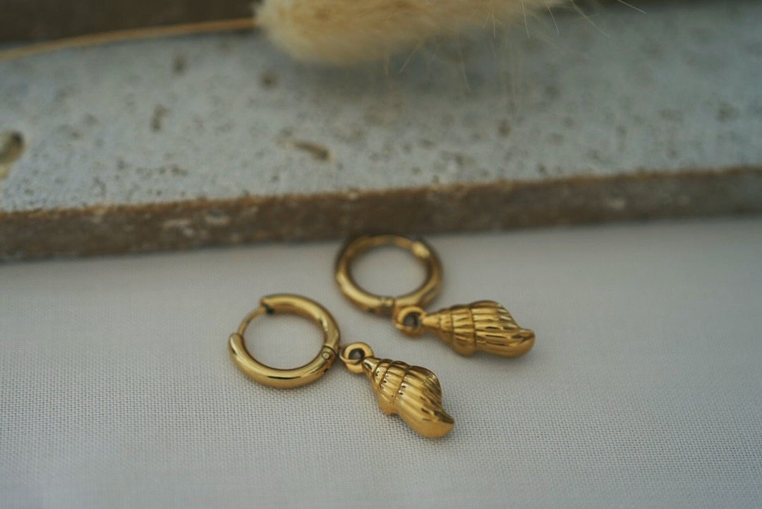 Seashell Huggie Hoop Earrings . Dainty Shell Hoop Earrings . Beach ...