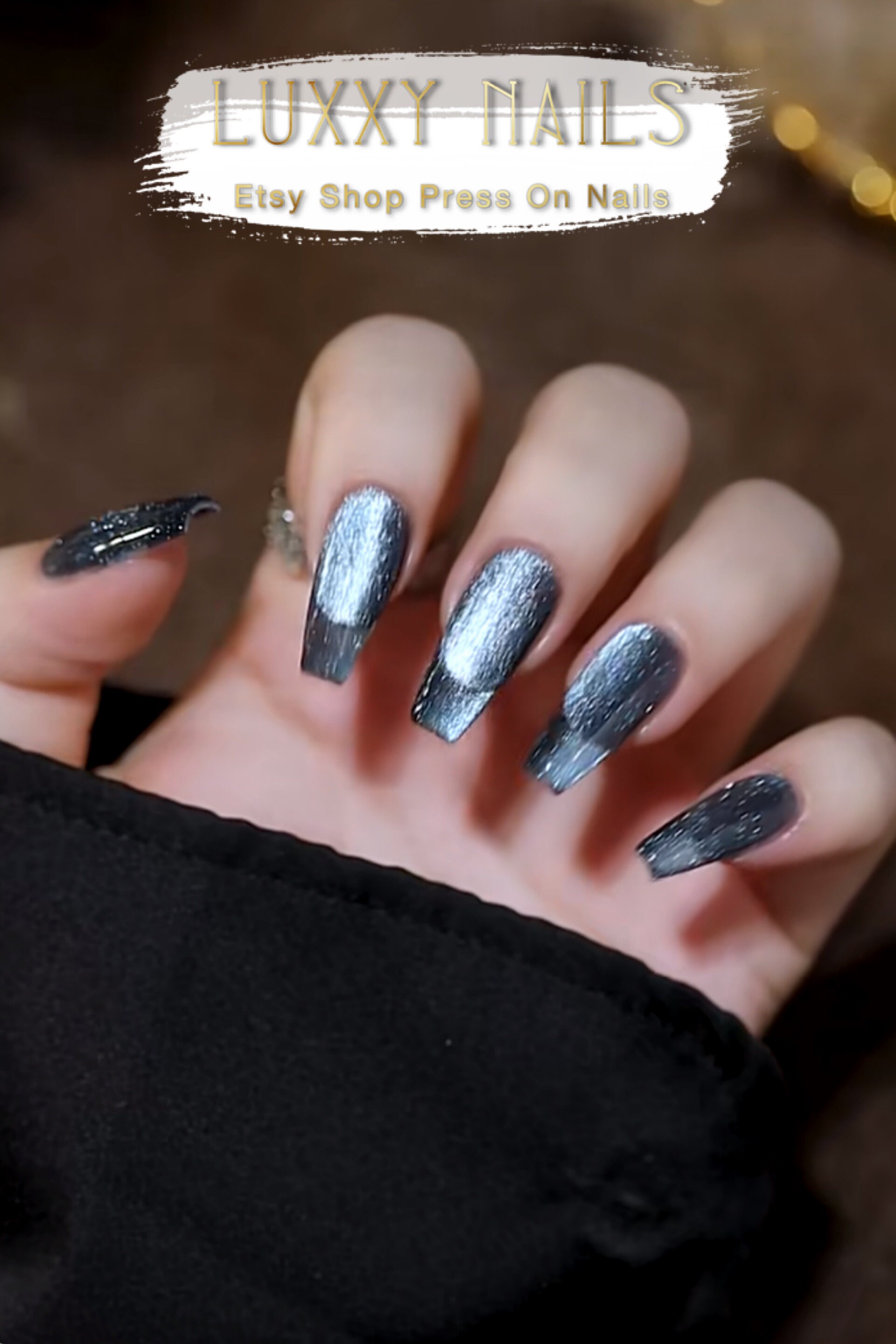 Reverse Ombre Glitter Nails