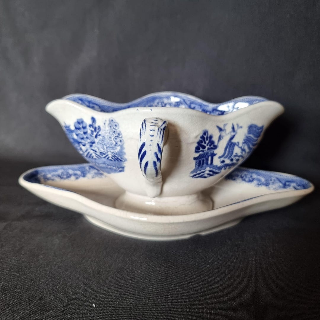 Rare and Elegant Antique English Porcelain Sauce Boat, "willow" Pattern ...