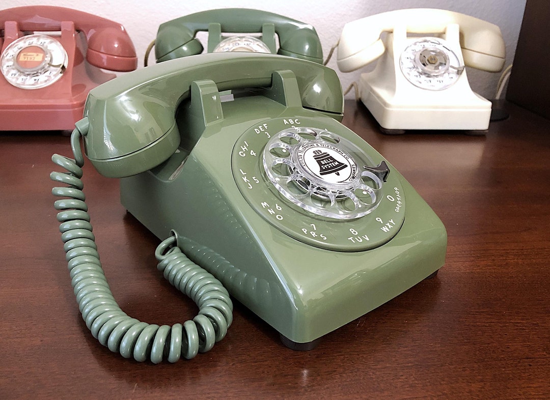 Restored Vintage Western Electric Model 500 Rotary (pulse) Dial Green ...