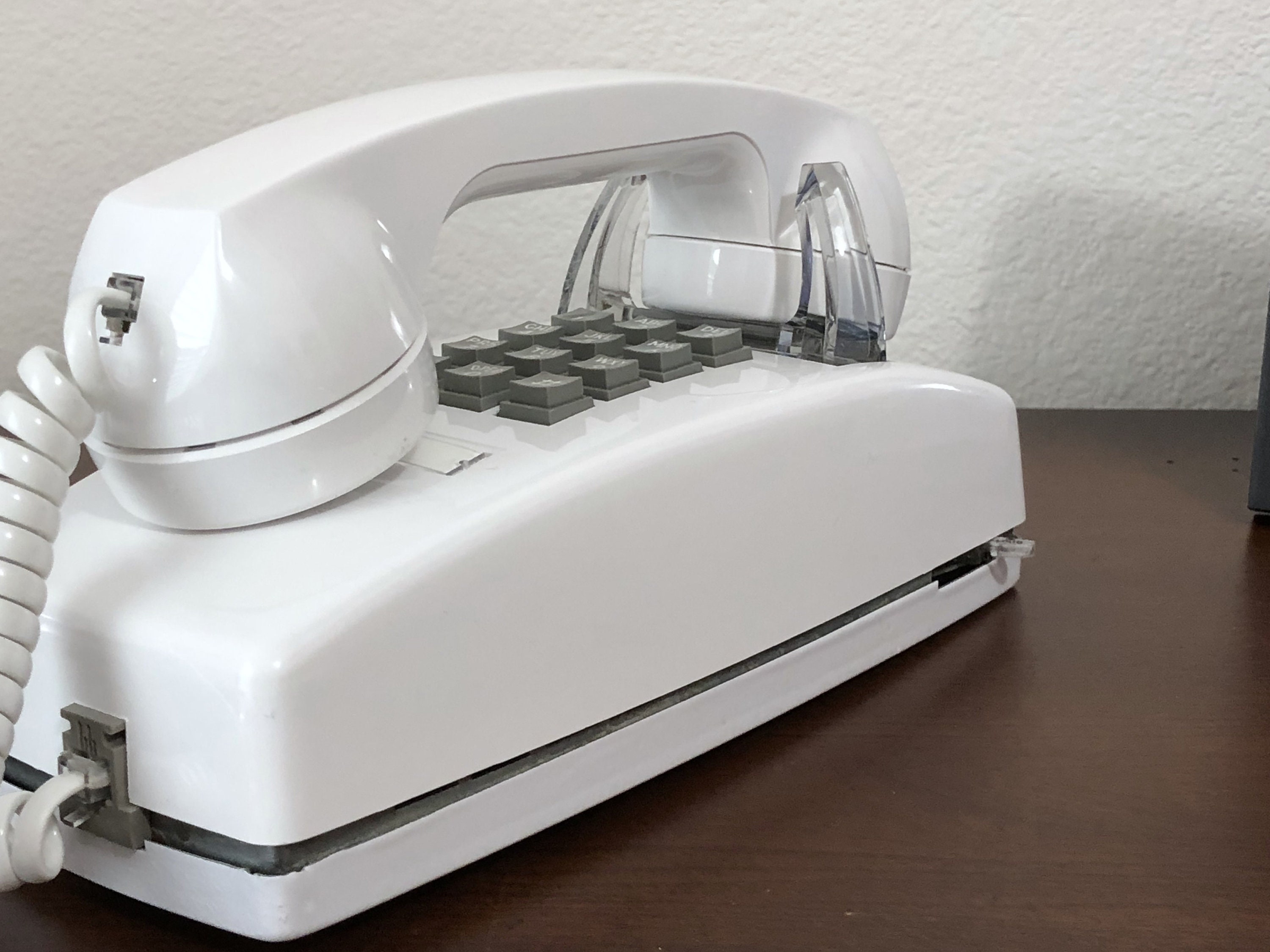 Working Restored Bell System Model 2554 Iceberg White Touchtone Wall ...