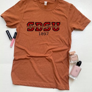 SDSU T-shirt: San Diego State University Vintage Crewneck T-shirt - Etsy