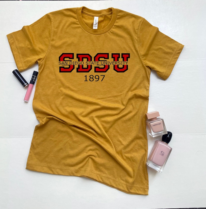 SDSU T-shirt: San Diego State University Vintage Crewneck T-shirt - Etsy