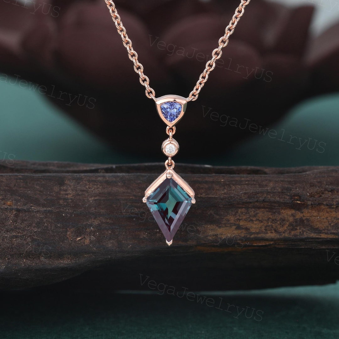 Kite Cut Lab Alexandrite Necklace Vintage Rose Gold Triangle Cut ...