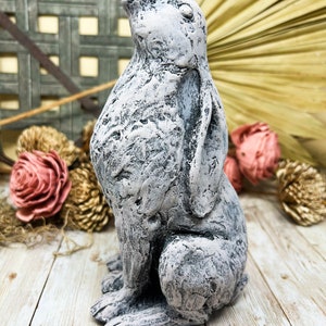 Moon Gazing Hare, English Hares, Rabbit Garden Statue, Bunny Statue - Etsy