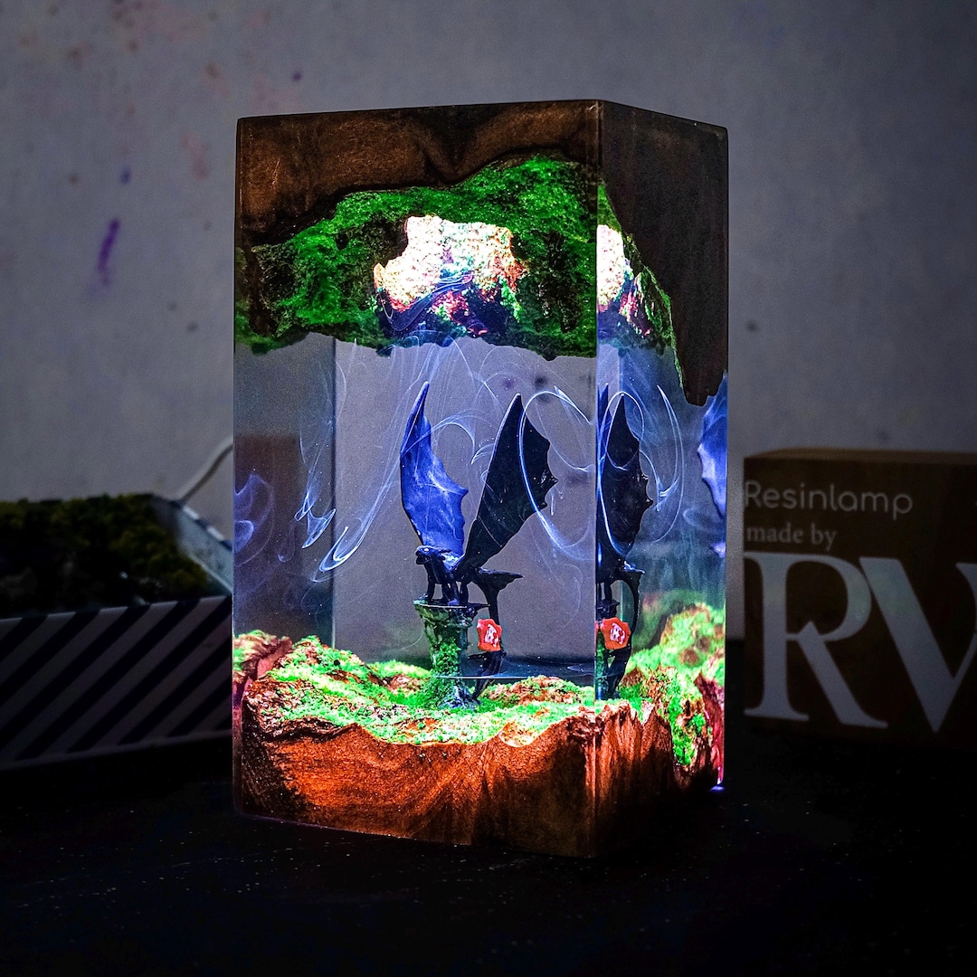 Dragon Resin Wood Lamp, Fury Dragon Diorama, Custom Epoxy Resin Lamp ...