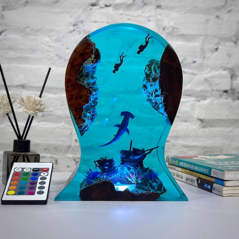 Epoxy Resin Ocean Lamp Hammerhead and Couple Diver Night - Etsy