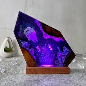 Aliens and Astronauts Resin Lamp, Space Epoxy Wood Lamp, Galaxy Space ...