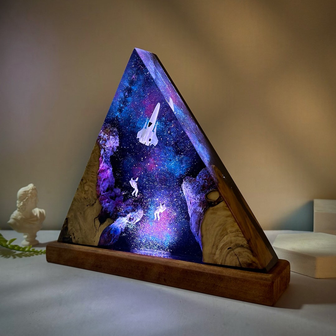 Space Night Lights, Galaxy Night Light, Astronaut Rocket Resin Wood ...