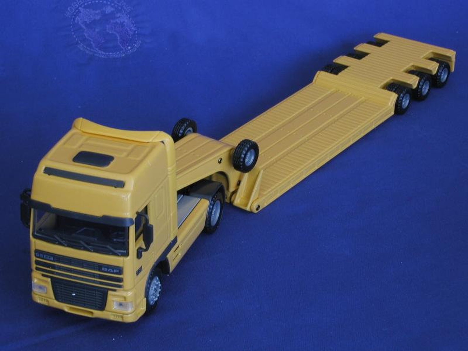 DAF 95XF High Cab W/lowbed Trailer - Joal 1:50 Scale Diecast Model - Etsy