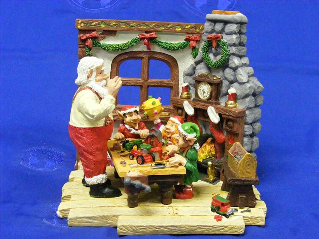Ertl Santa Clause Workshop With Elves - 1st in Series 1 of 5,000. Cold ...