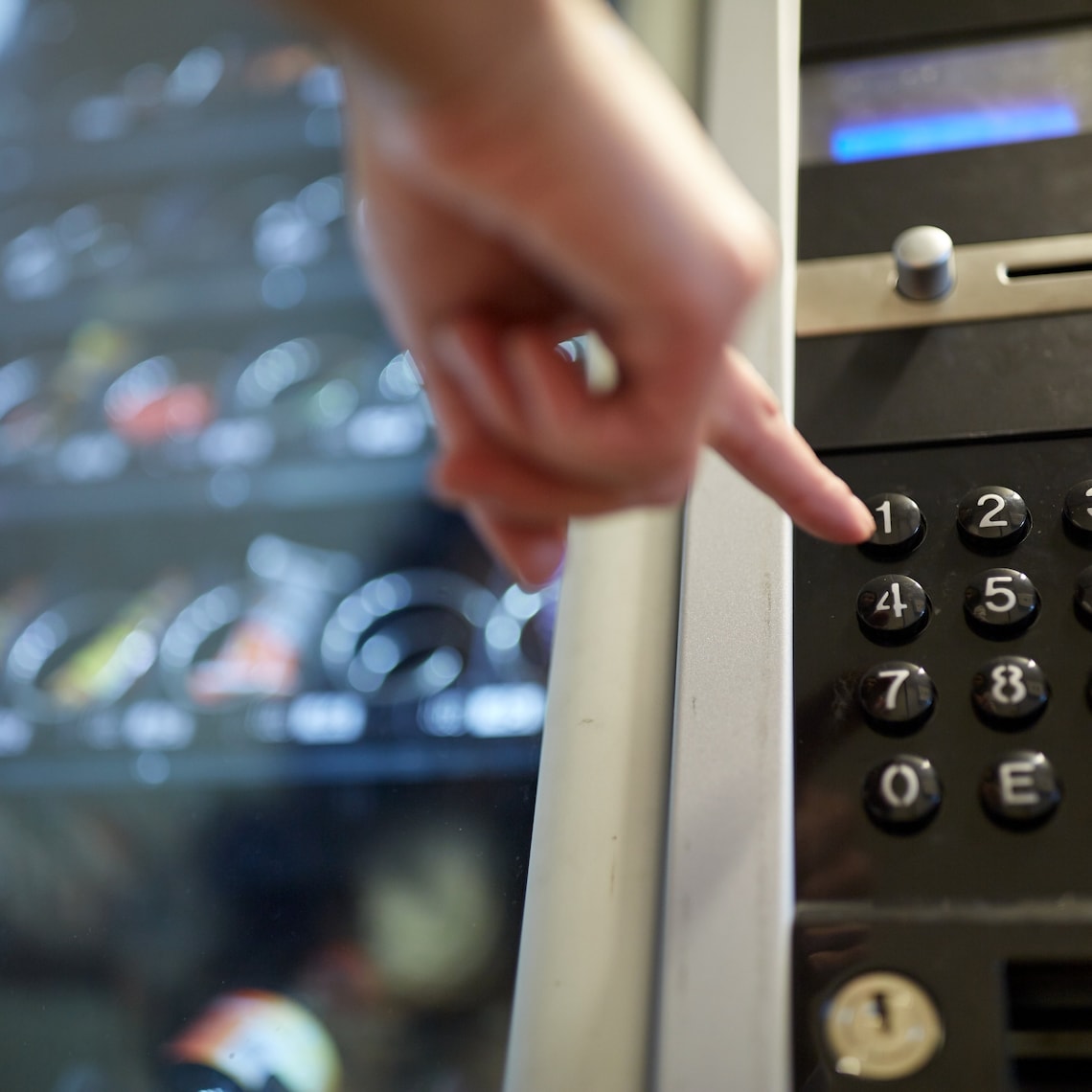 Vending Machine Business Guide, Steps by Steps to Start NOW, Business ...