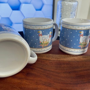 Vintage GEESE GOOSE Honk Honk Set 4 Drinking Coffee Cup Mug Blue Ribbon ...