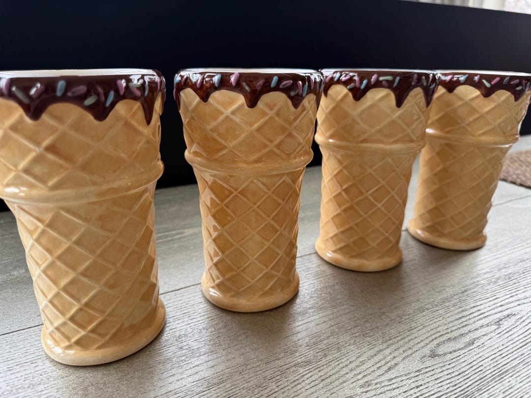 4 Oneida Kitchen Ceramic Waffle MILKSHAKE Glasses Ice Cream Parlor ...