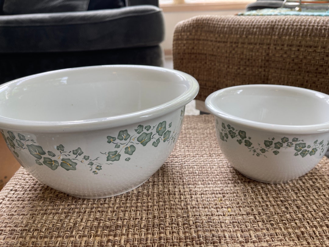 Two Corelle Bowls Callaway Ivy Pattern Mixing Bowl One Quart and Three ...