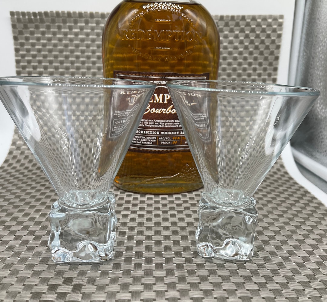 Mid Century ICE CUBE Base V-shaped Pair of Rocks or Layered Cocktail ...