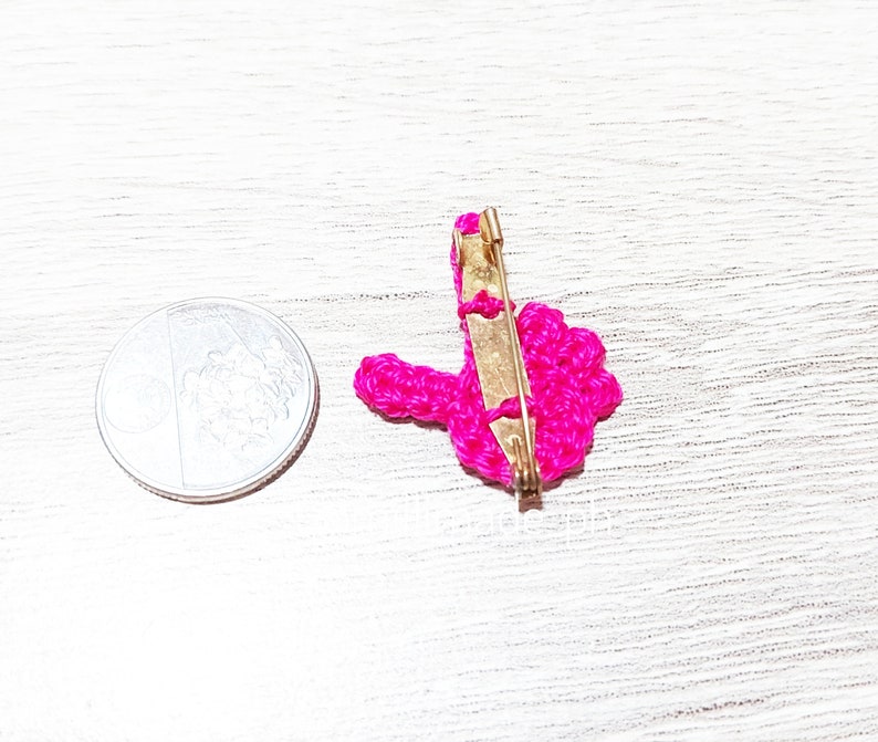 Laban Leni Brooch Crochet Pattern - Etsy