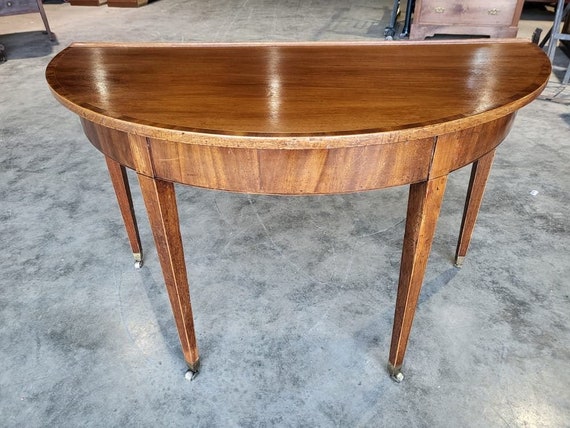 Side table on castors store