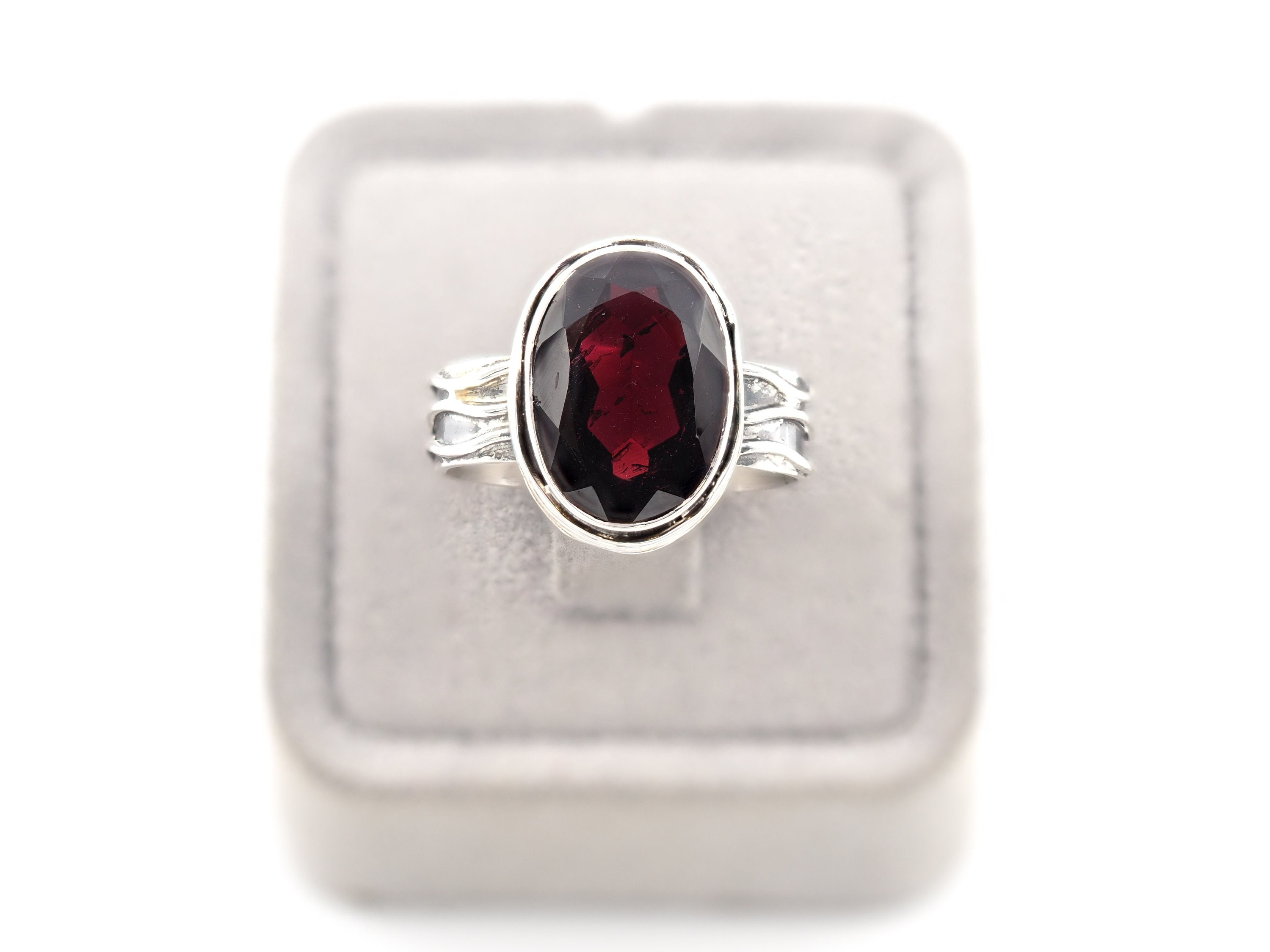 Garnet Red Silver Ring Genuine Oval Shaped Garnet Stackable - Etsy Canada