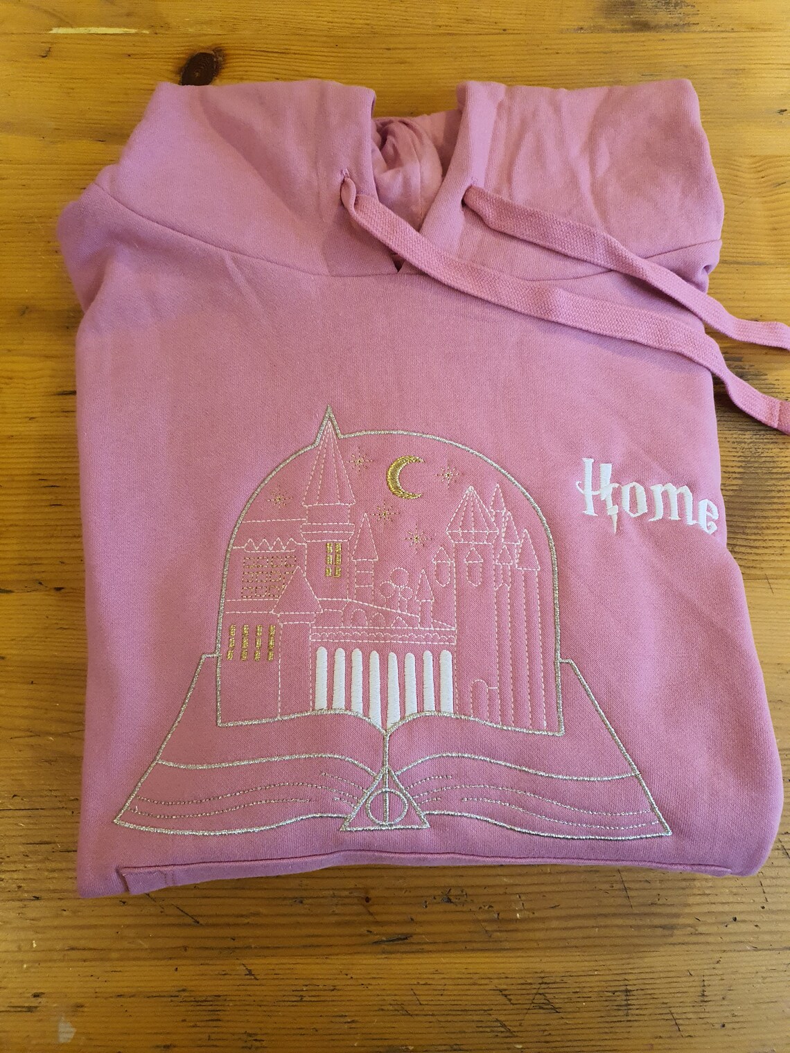 Magic School Castle at Night in a Book Embroidery Design - Wizarding ...