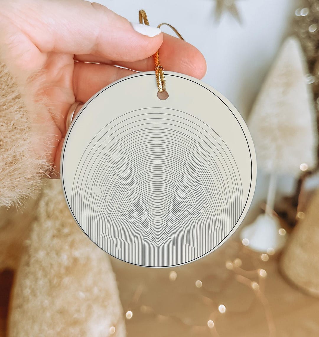 Minimalist Line Art Ceramic Ornament, Circular Design, Circle Pattern ...