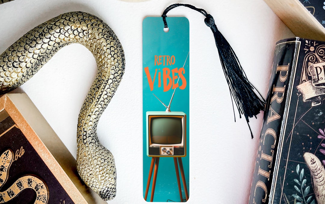 Retro TV Bookmark, Vintage Television, Retro Vibes, Unique Bookmarks ...