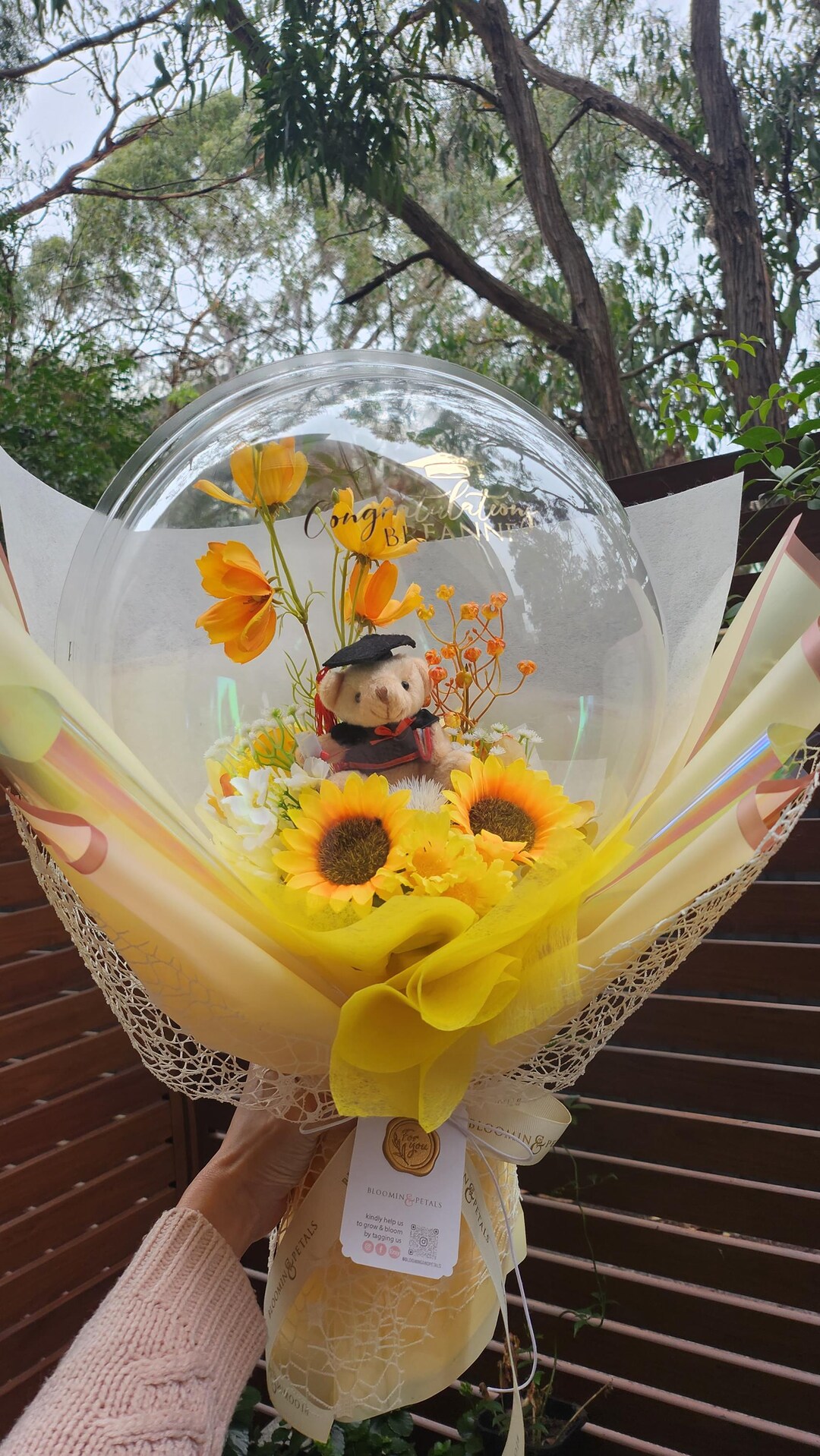 MEDIUM HARD BALLOON Bubble Balloon Bouquet Flower Graduation Gift ...