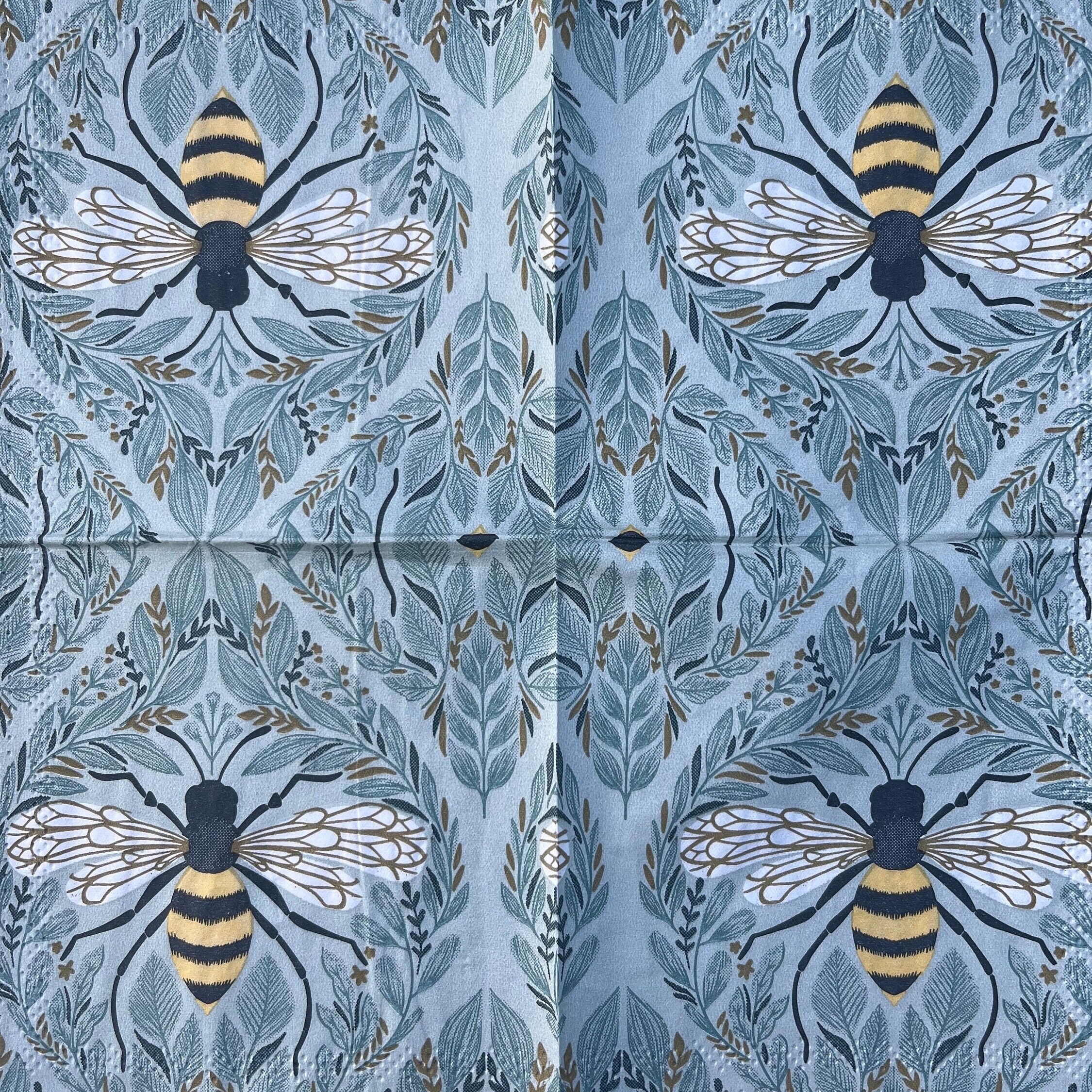 Set of 3 DECOUPAGE NAPKINS Paper Napkins Beverage Size Bee Insect 3 Ply ...