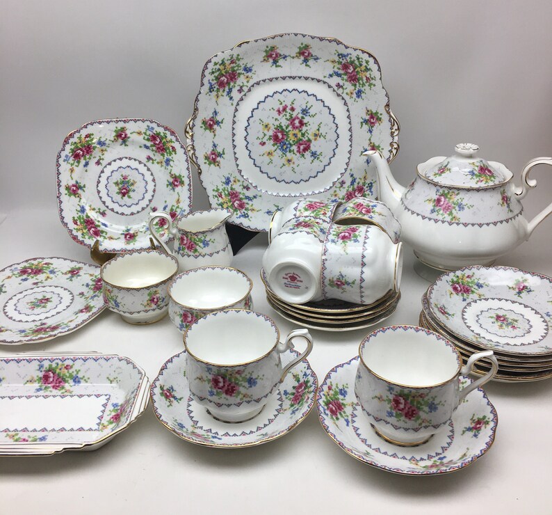 Royal Albert, petit Point Tea Collection / Plates / Teapot /teacups ...