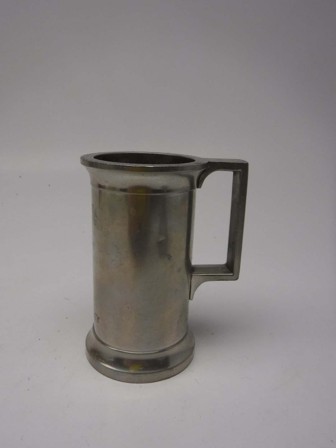 Baby Whisky Tankard. Les étains Du Manoir, Made in Paris France (titre ...