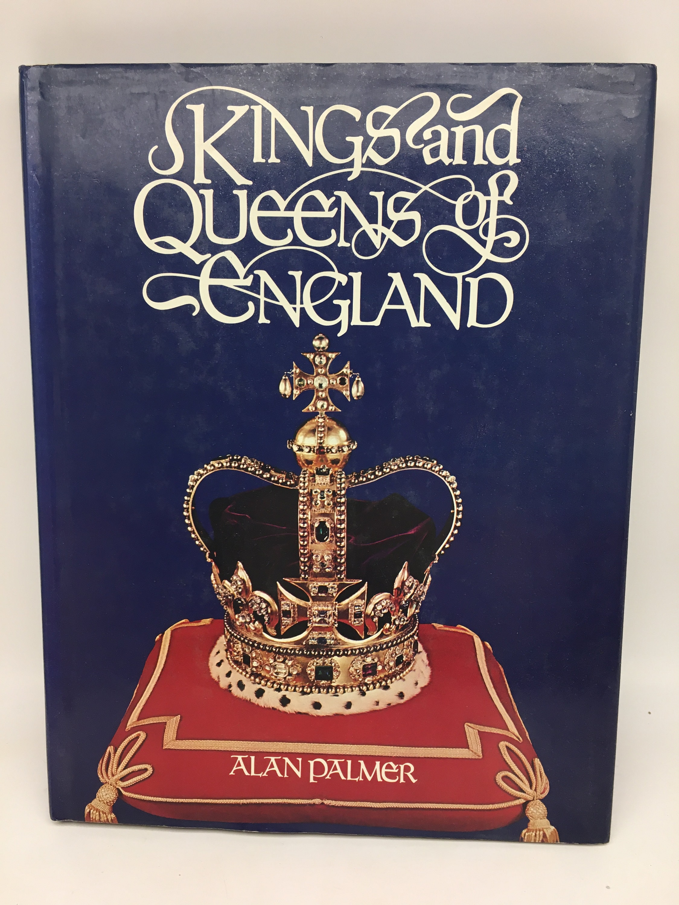 Books on the British Royal Family, Queen Elizabeth, Prince Charles ...