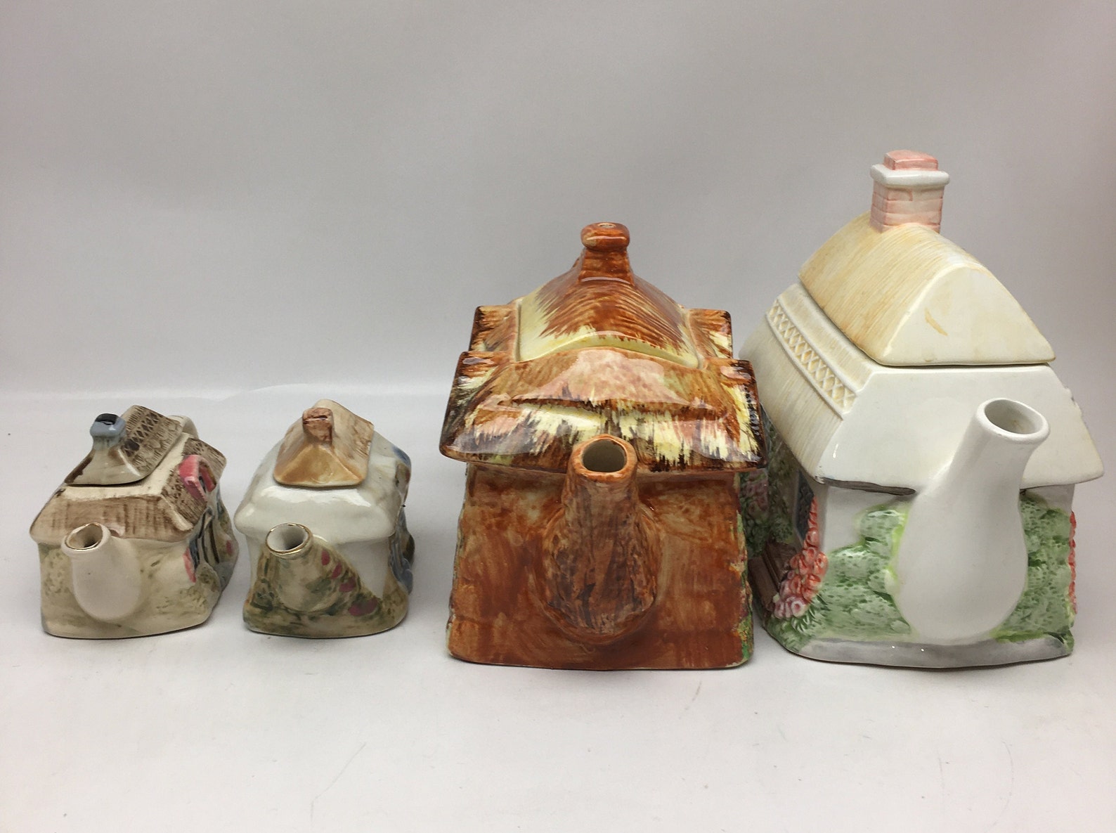 Vintage Collectible Cottage House Teapots, House Shaped Teapots - Etsy