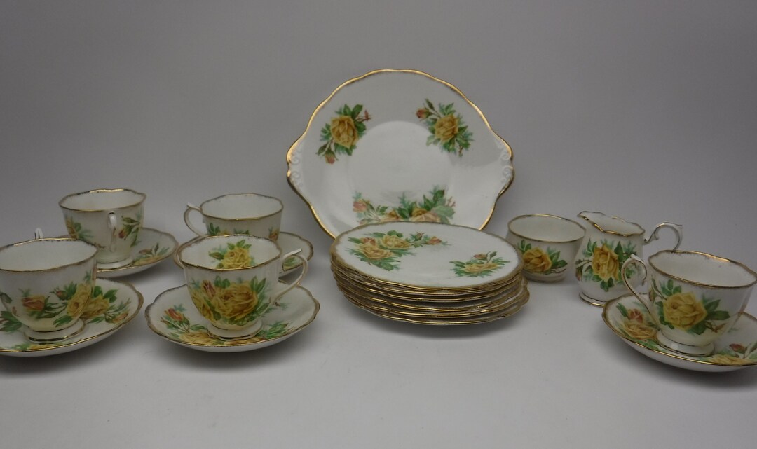 Royal Albert Yellow Tea Rose Collection / Plates / Teacups / Cream and ...