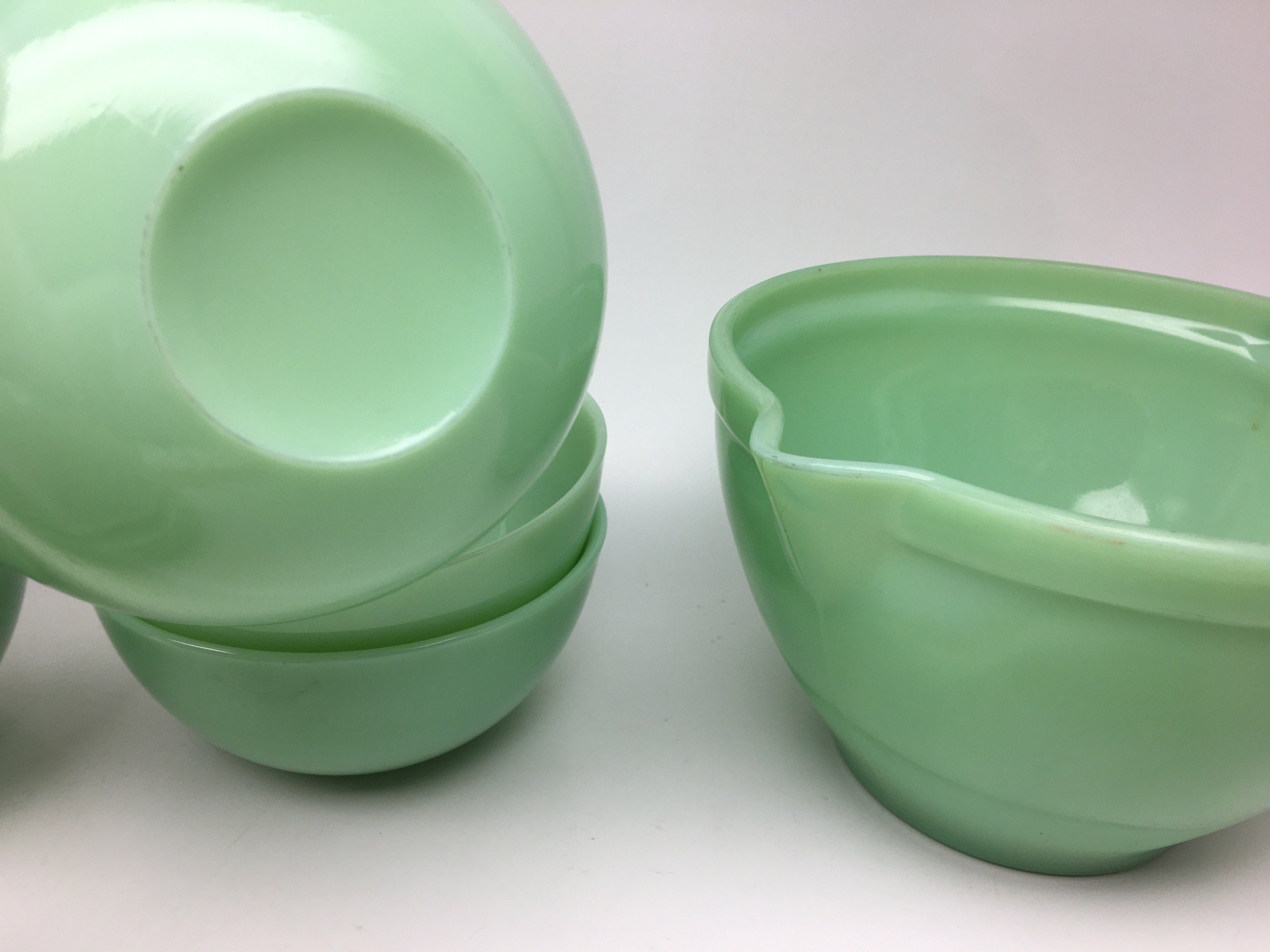 Vintage Jadeite Bowls and Goblet / Fireking Jadeite - Etsy