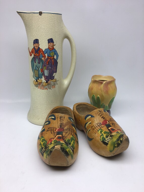 Vintage 1960s Hand-Painted Clogs - Gem