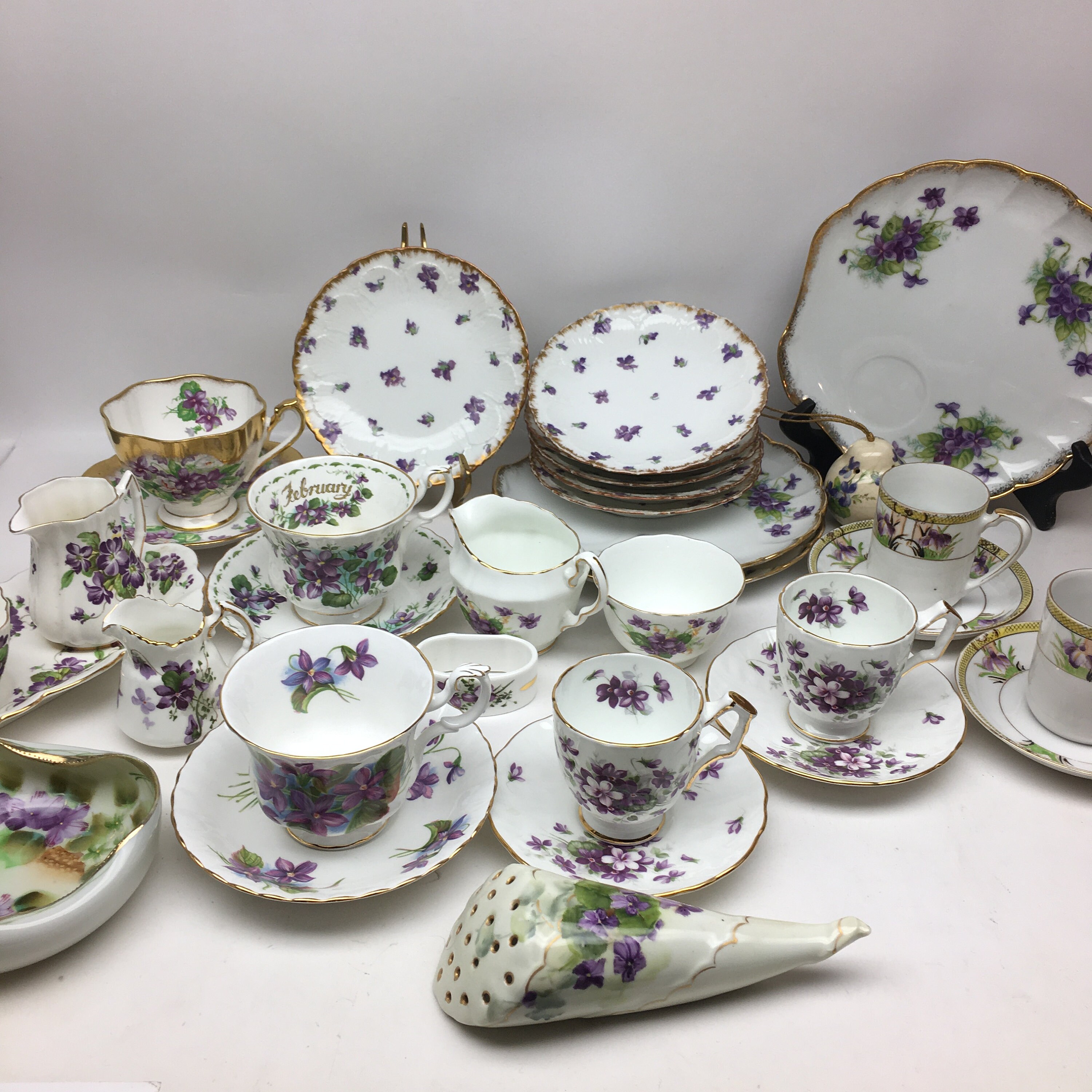 Vintage Porcelain Violets Collection / Teacups Plates Cream - Etsy