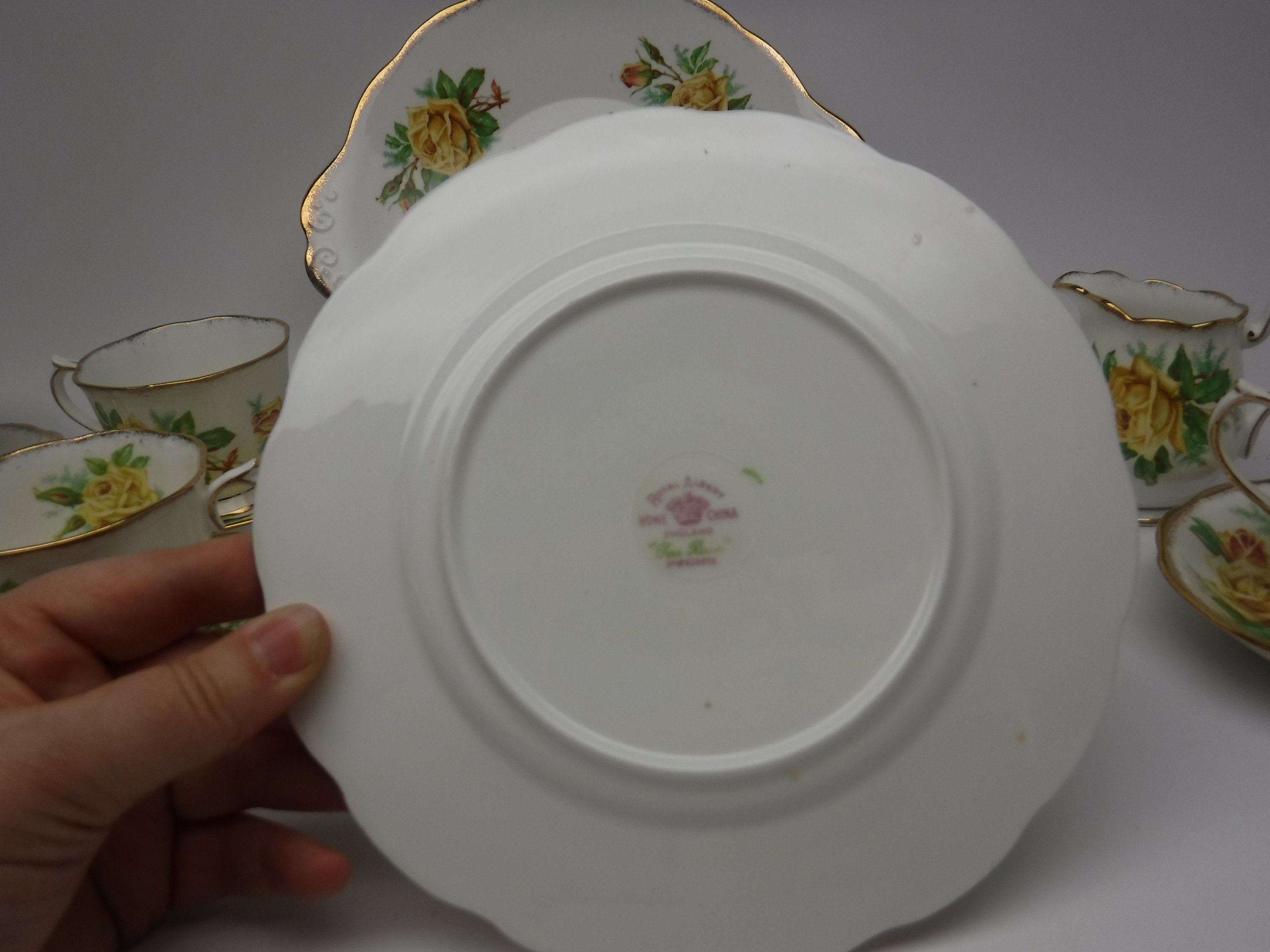 Royal Albert Yellow Tea Rose Collection / Plates / Teacups / Cream and ...