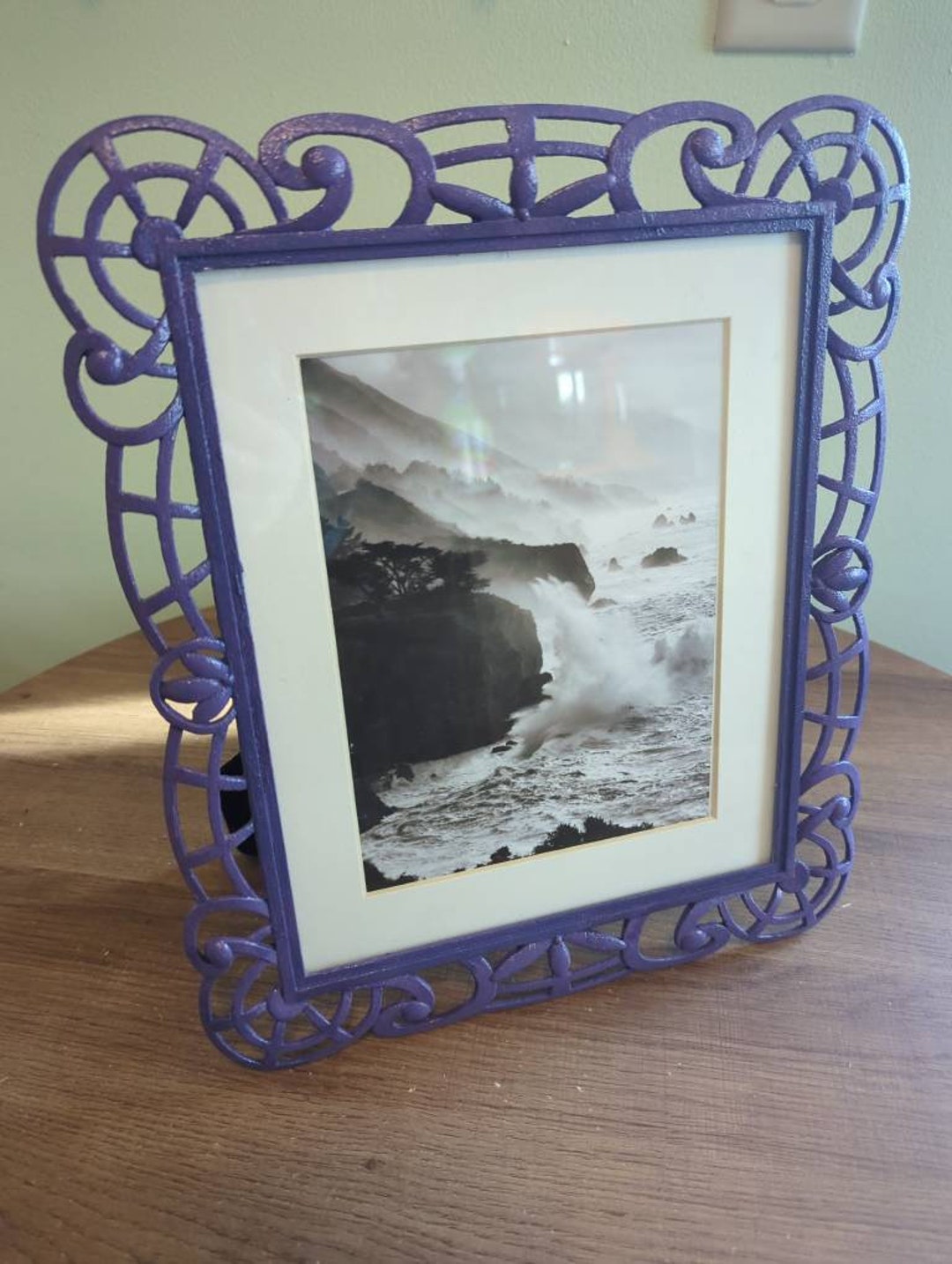 Very Unique Large Metal Picture Frame With Matting for Approximate 6x8 ...