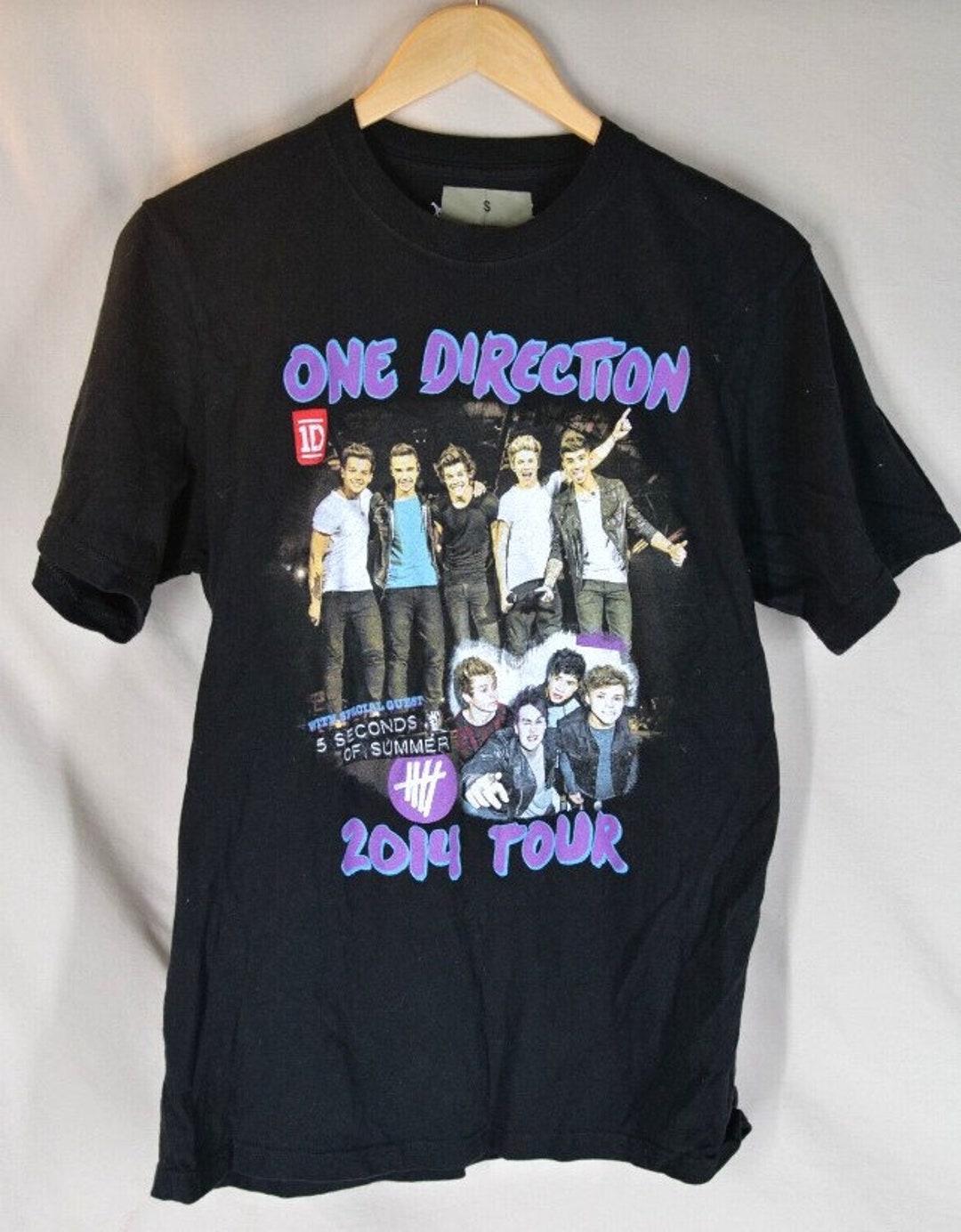 2014 ONE DIRECTION TOUR Shirt 5 Seconds of Summer Shirt Gift - Etsy