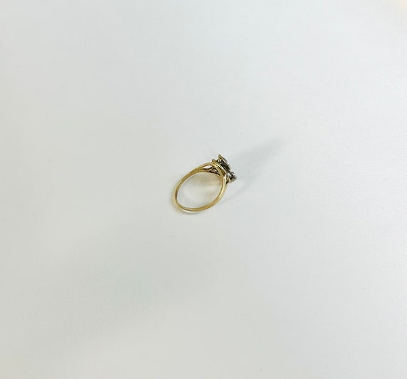 Vintage Retro Dainty 14k Gold Letter “B” Ring with Sm… - Gem