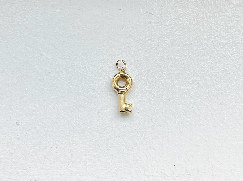 Vintage 14k Yellow Gold Key Charm - Etsy