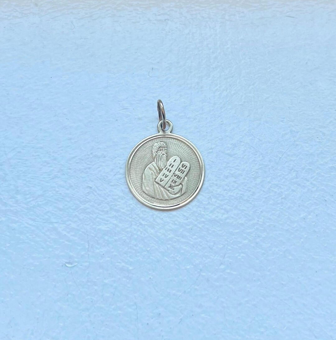 Vintage 14k Yellow Gold Moses With Ten Commandments Round Pendant Charm ...