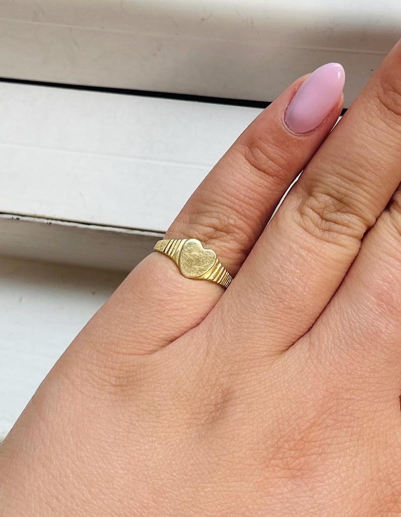 Vintage 14k Gold Ribbed Style Heart Ring - Etsy