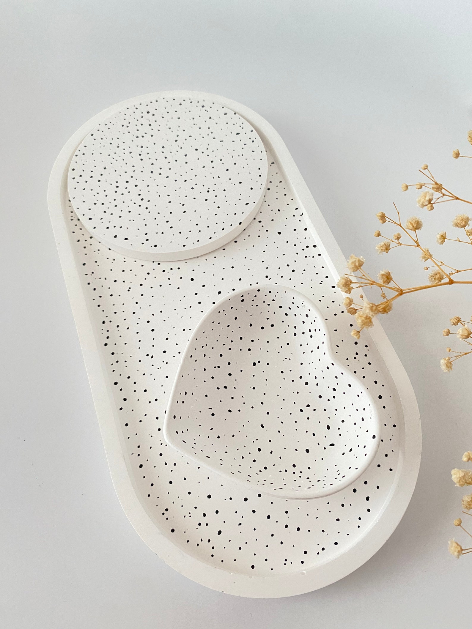 Speckled 24 Cm Concrete Large Oval Tray, Coaster, Heart Bowl, Bottle ...