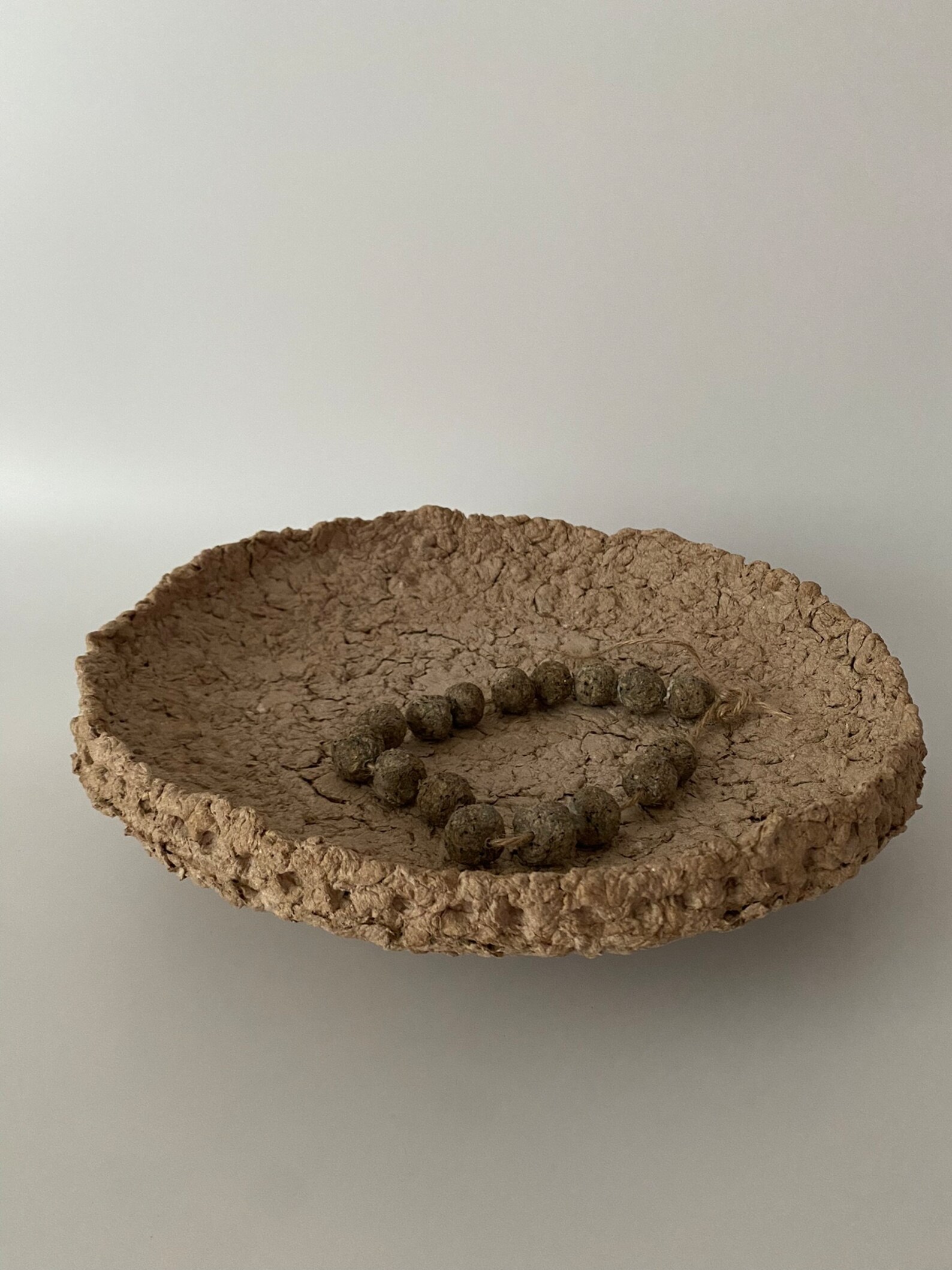 12.2 Inch Farmhouse Paper Mache Centerpiece, Large Paper Mache Decor ...