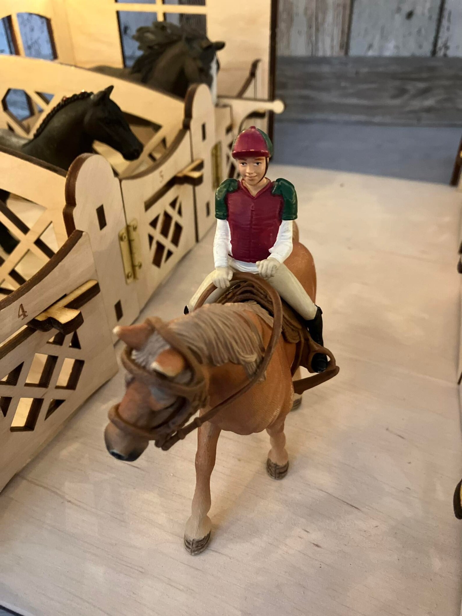 Wooden Horse Stable With 10 Stalls 29 PARTS Lighting - Etsy