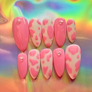 STRAWBERRY MOO | Pink Cow Print Press on Gel Nails | Includes ...