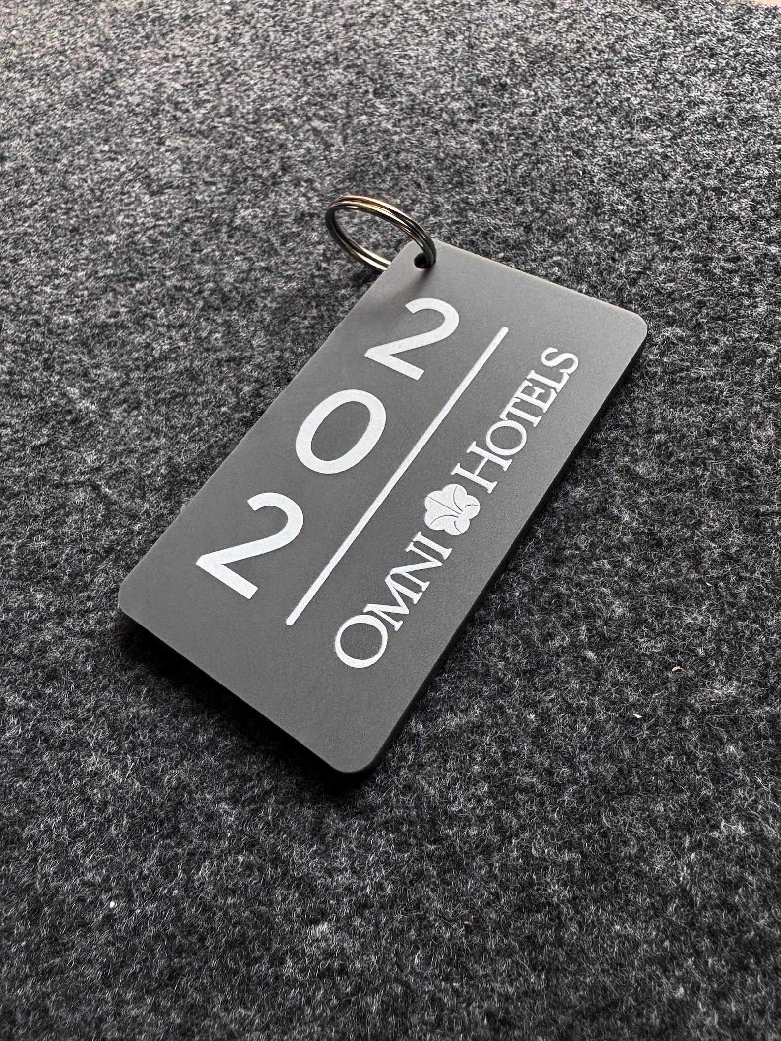 Custom Guesthouse Key Holder, Personalized Hotel Key Fob, Keychain With ...